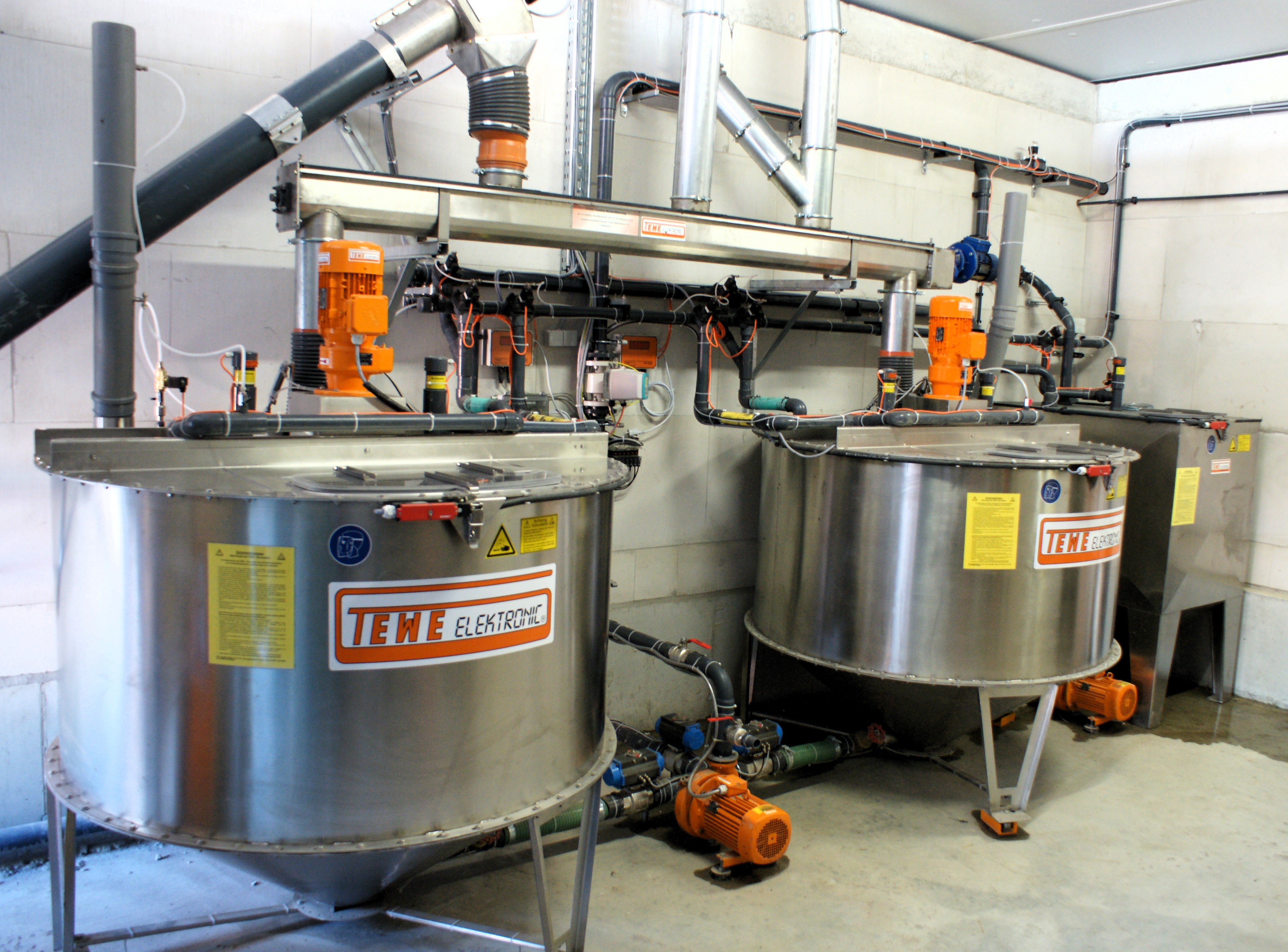 Flüssigfütterung - Restlosfütterung – Fütterungstechnik | TEWE