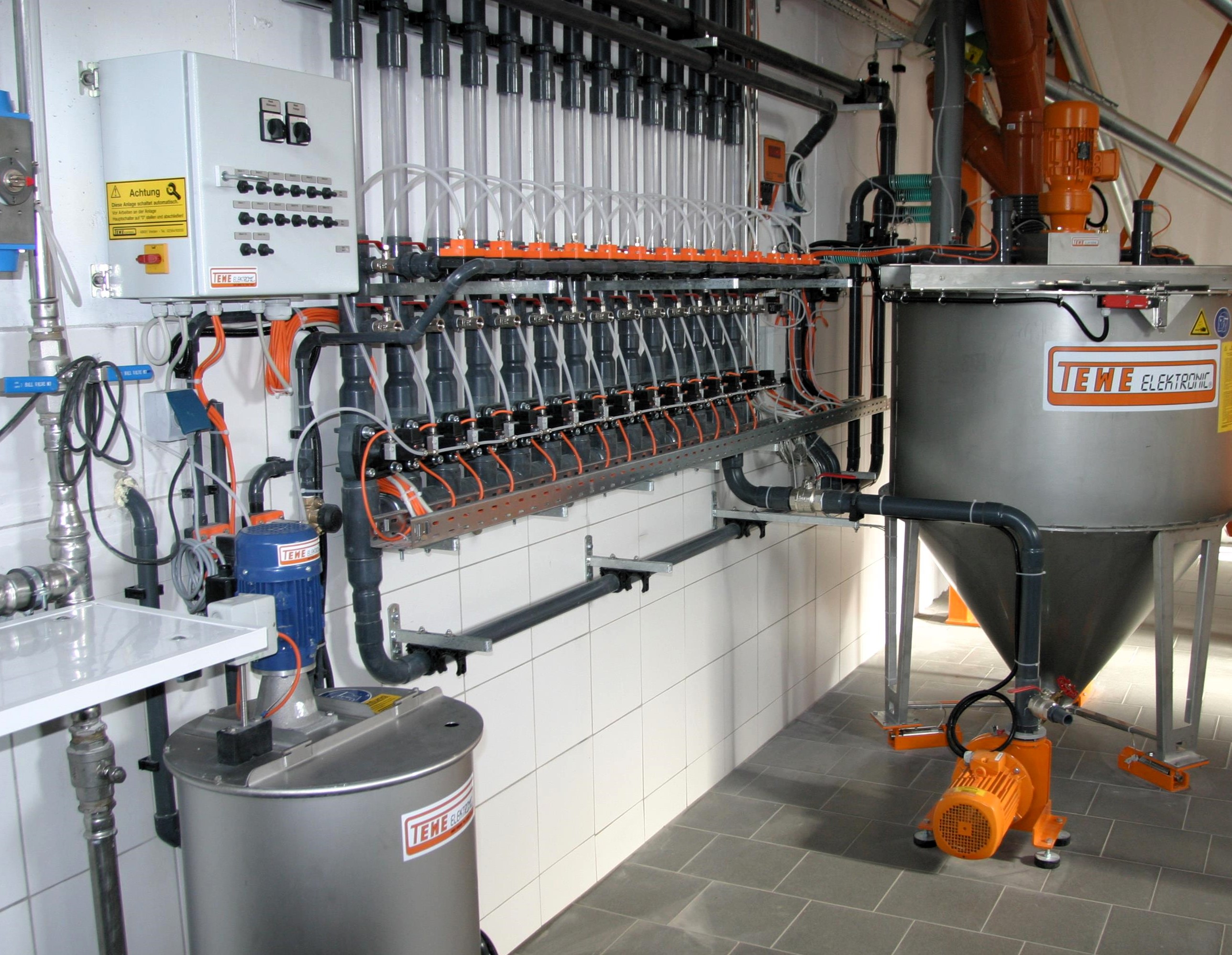 Transmission line feeding – liquid - Fütterungstechnik | TEWE